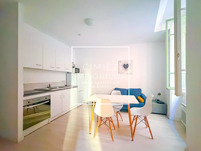 Appartement à vendre - Nice, Vieux Nice - 2 pièces - 1 chambre