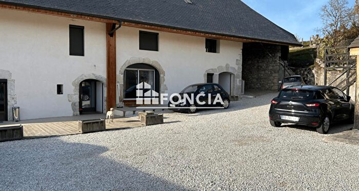 Maison à vendre - Vaulx - 9 pièces