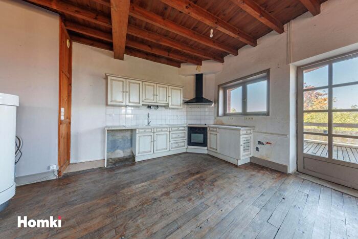 Maison 8 pièces à Courpière, à vendre