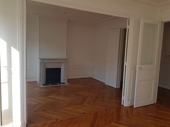Appartement à louer - Paris e , Emeriau, Zola - 3 pièces - 1 chambre