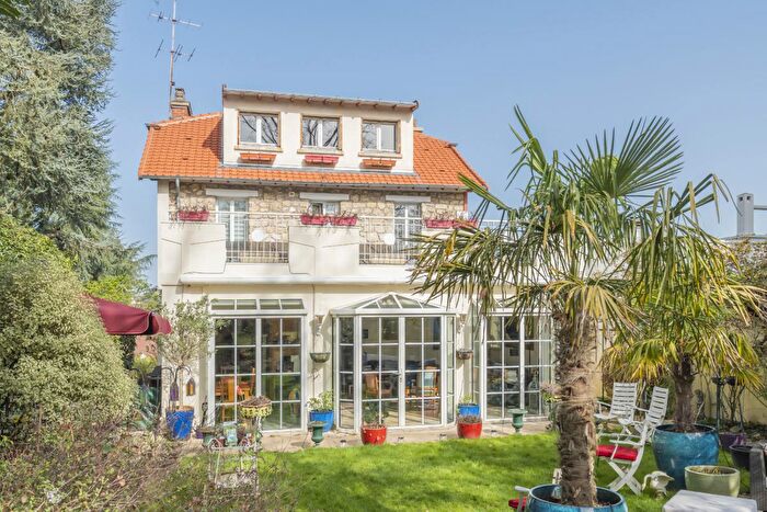 Maison à vendre - Vaucresson - 7 pièces - 4 chambres