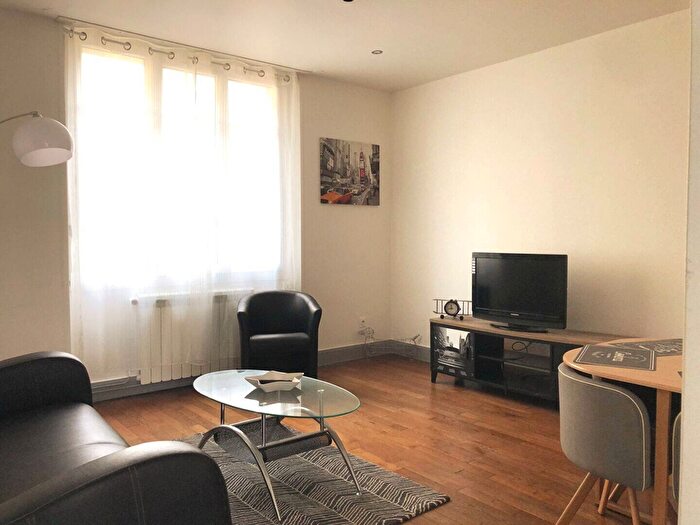 Appartement à louer - Eugene Spuller, Dijon - 3 pièces - 2 chambres