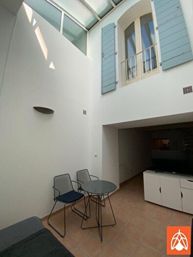 Appartement à louer - Nord et Ouest, Eyguières - 3 pièces - 2 chambres