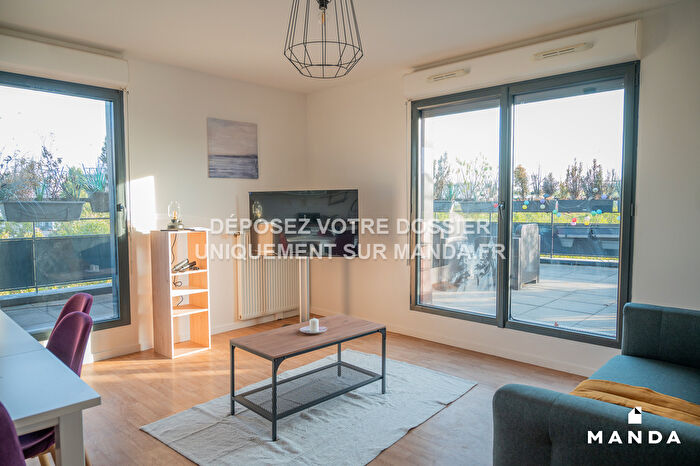 Appartement à louer - Saint-Denis, Franc-Moisin, Bel-Air - 5 pièces - 4 chambres