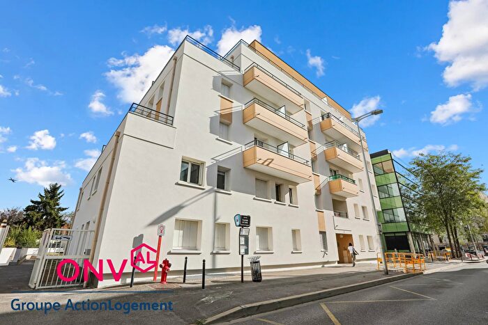 Athis-Mons, Plateau, Pyramide : Appartement 3 pièces à vendre