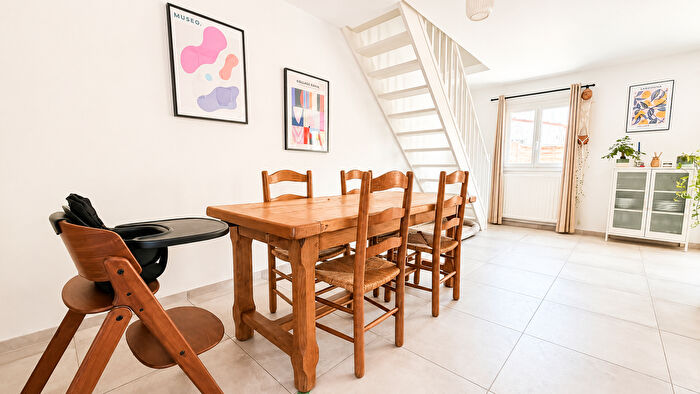Maison 4 pièces à vendre à Saint-Sébastien-sur-Loire, Est