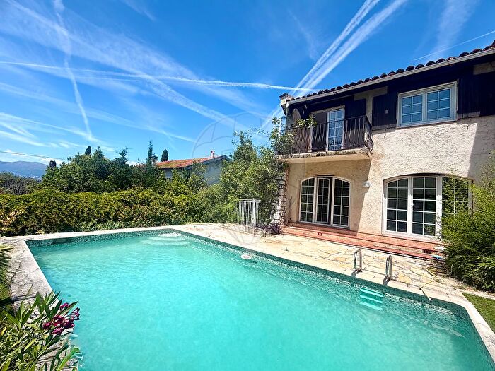 Nice, Corniche Fleurie : Maison 4 pièces à vendre