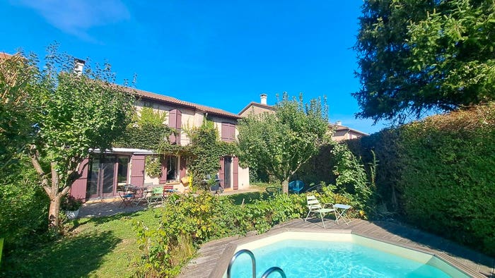 Maison 5 pièces à Genas, à vendre