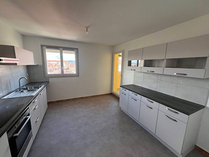 Appartement à louer - Hors Centre Ville, Le Coteau - 3 pièces - 2 chambres