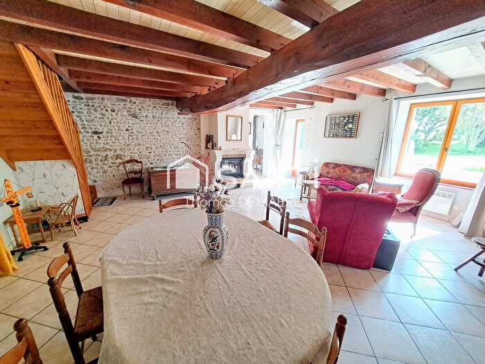 Maison 7 pièces à vendre - Ozillac