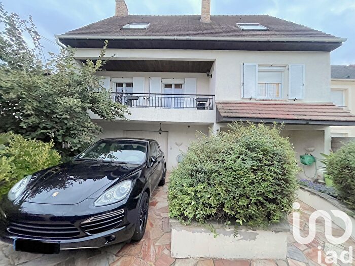 Maison à vendre - Pontault-Combault, Mairie, Rouxel - 7 pièces - 5 chambres