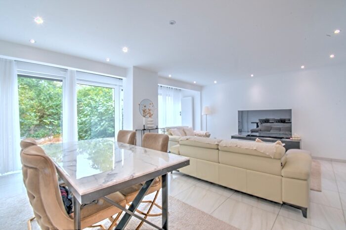 Maison à vendre - Mondelange - 5 pièces - 3 chambres