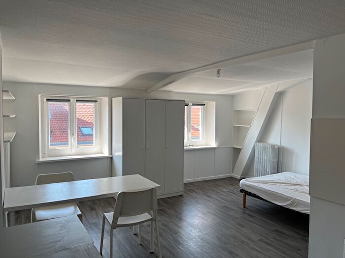 Appartement 1 pièce à louer à Nancy, Ville vieille, Léopold