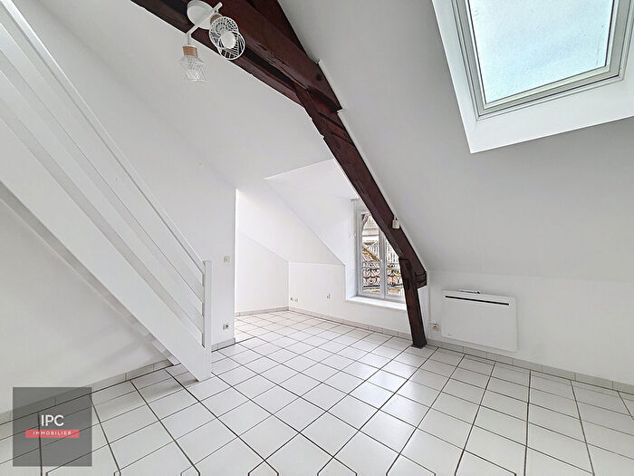 Appartement 2 pièces à Saint-Brice-sous-Forêt, Centre-ville, Clos, à louer