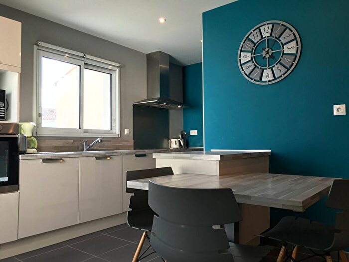 Saint-Xandre : Maison 4 pièces à louer