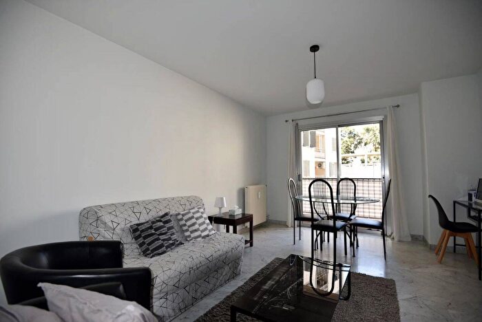 Appartement à louer - Baumettes, Nice - 2 pièces - 1 chambre