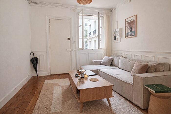 Appartement à vendre - Paris e , Dauphine - 2 pièces - 1 chambre