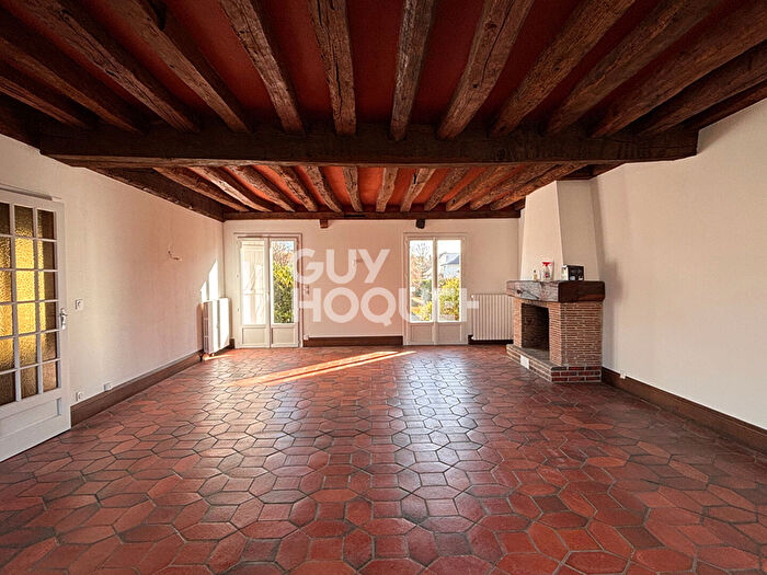 Maison à louer - Saint-Pryvé-Saint-Mesmin - 6 pièces - 5 chambres