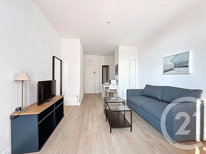 Appartement 1 pièce à louer à Cannes, Prado, République