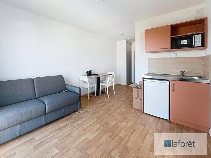 Appartement à louer - Grangier, Dijon - 1 pièce