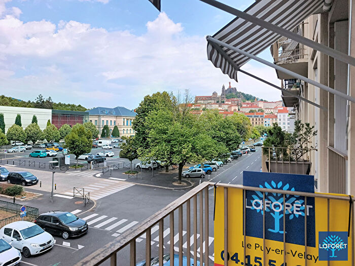 Appartement 4 pièces à louer - Le Puy-en-Velay, Breuil, Carmes