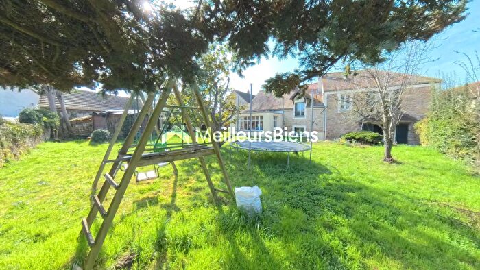 Maison à vendre - Vayres-sur-Essonne - 7 pièces - 4 chambres