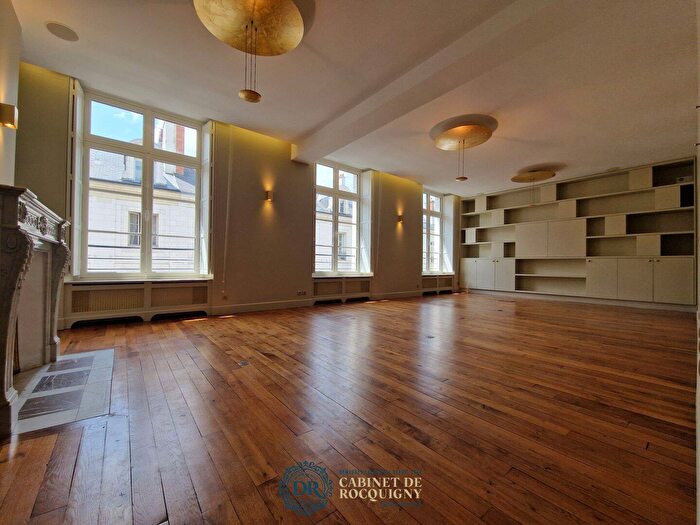 Appartement 6 pièces à louer à Bourgogne-Châtelet, Orléans