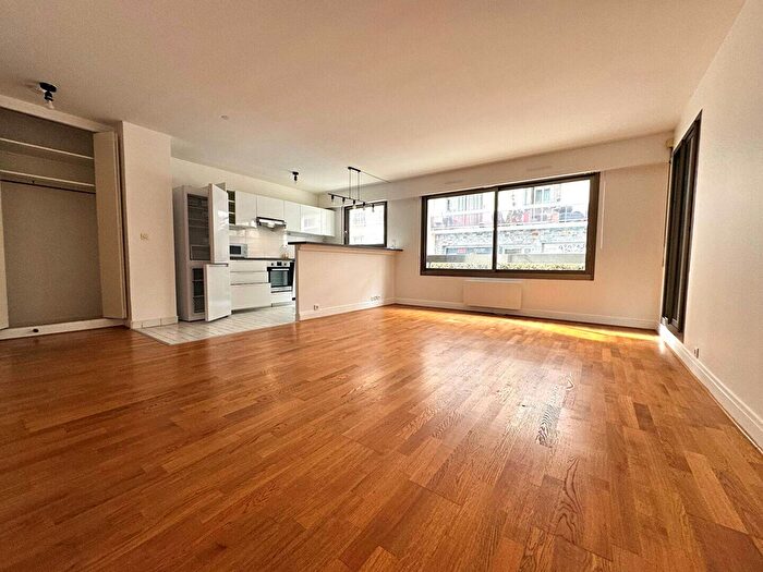 Appartement à louer - Saint Lambert, Paris ème arrondissement - 2 pièces - 1 chambre