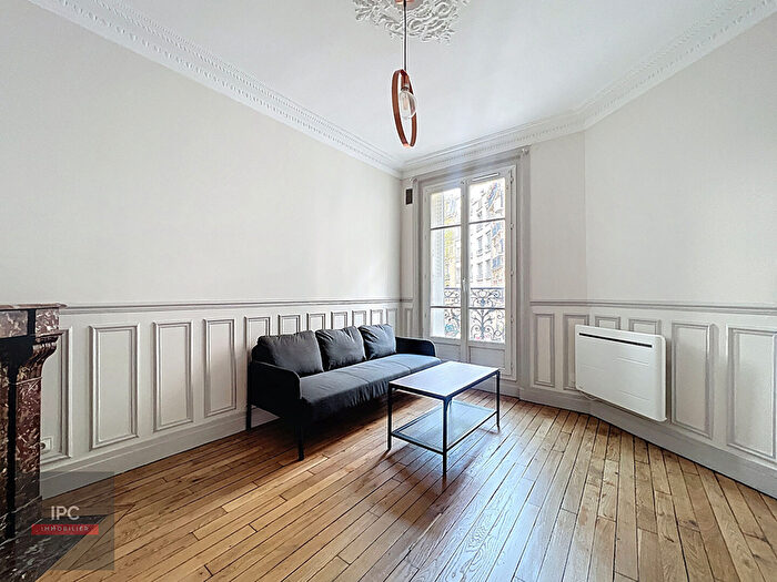 Appartement à louer - Clichy, République, Victor Hugo - 2 pièces - 1 chambre