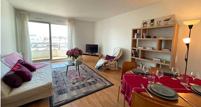Appartement à louer - Bordeaux - 2 pièces - 1 chambre
