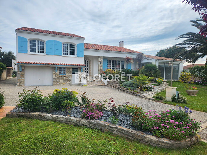 Maison à vendre - Saint-Denis-dOléron - 6 pièces - 3 chambres