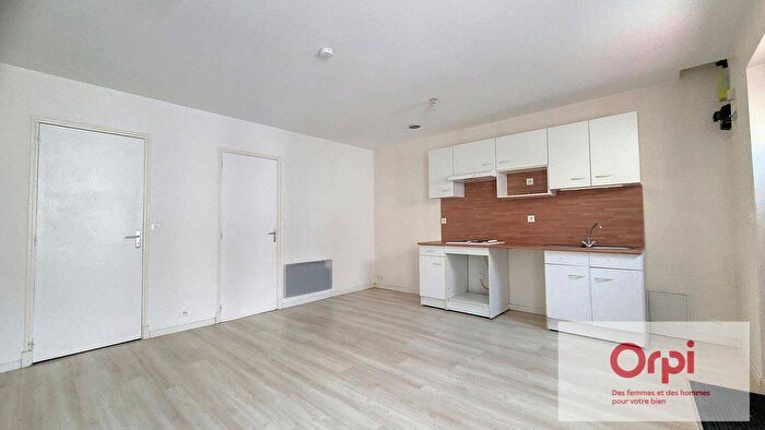 Montgacher-Cordeliers, Montluçon - Appartement 2 pièces à louer