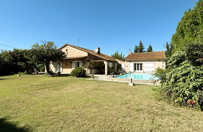 Arles, Trébon - Maison 7 pièces à vendre
