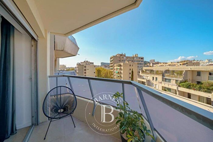 Appartement à louer - Le Rouet, Marseille ème arrondissement - 4 pièces - 3 chambres