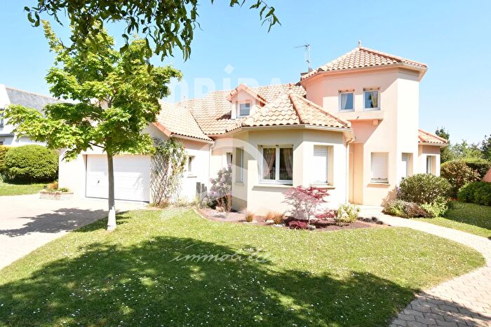 Maison à vendre - Saint-Nazaire, Saint-Marc - 8 pièces - 4 chambres