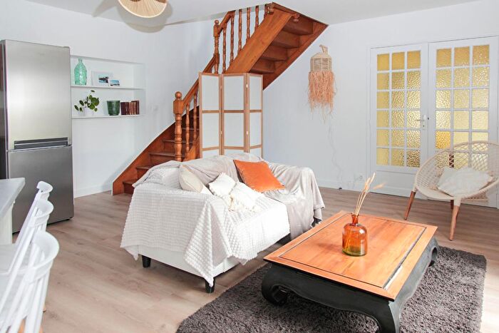 Maison à vendre - Neulliac - 6 pièces - 4 chambres