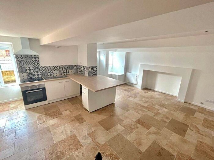 Maison à louer - Sarliac-sur-lIsle - 2 pièces - 1 chambre