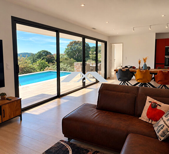 Maison 4 pièces à Les Mages, à vendre
