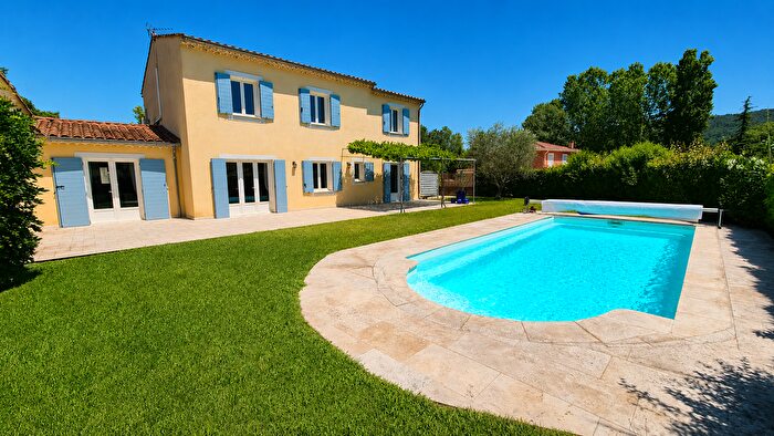 Vaison-la-Romaine : Maison 7 pièces à vendre