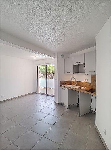 Béziers, Champ de Mars - Appartement 2 pièces à louer