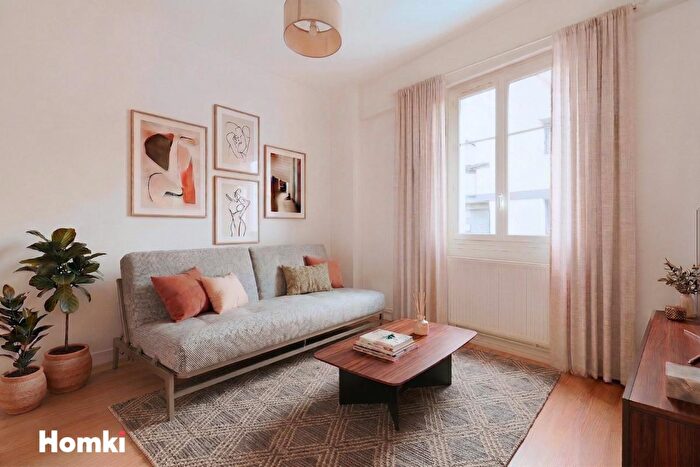 Les Lilas - Appartement 1 pièce à vendre
