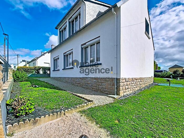 Maison à vendre - Saint-Nic - 6 pièces - 4 chambres