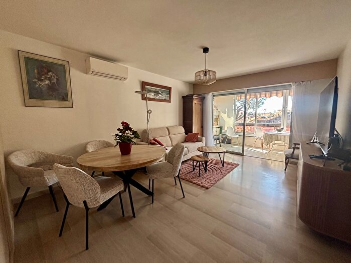 Appartement 2 pièces à vendre - Cannes, Petit Juas