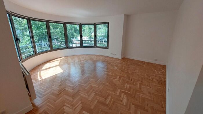 Appartement à louer - Paris e , Alleray, Procession - 4 pièces - 3 chambres