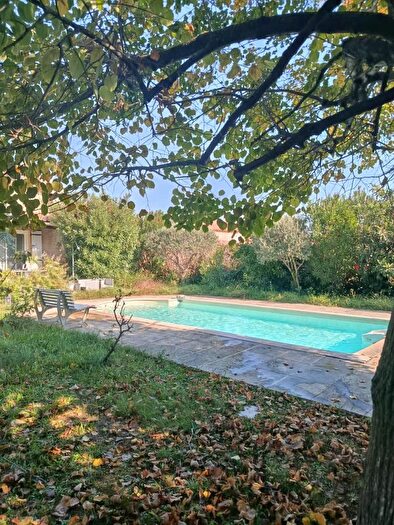 Morières-lès-Avignon : Maison 6 pièces à vendre