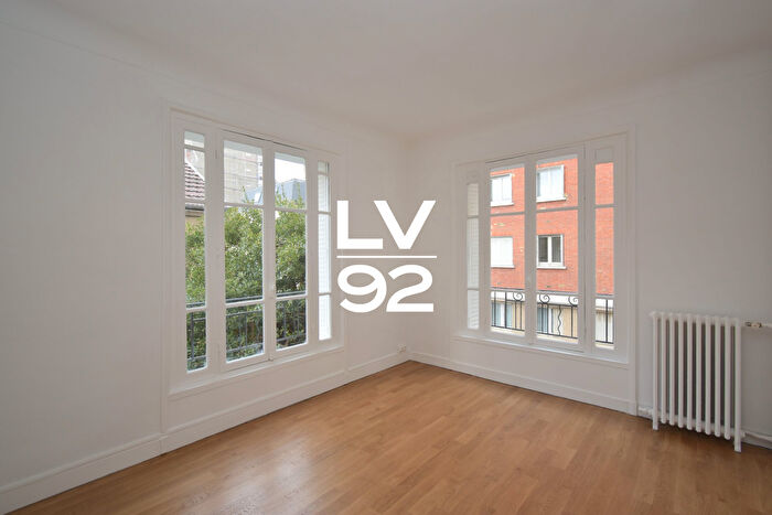 Appartement à vendre - Asnières-sur-Seine, Centre-ville - 2 pièces - 1 chambre