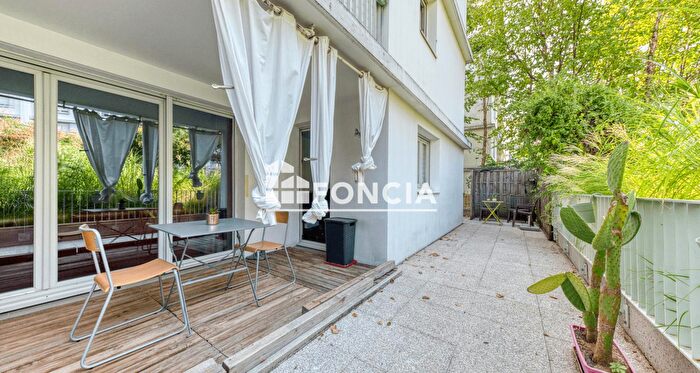 Appartement 4 pièces à Lyon 8ème, Bachut, Transvaal, à vendre