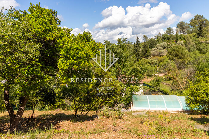 Maison 5 pièces à vendre - Solliès-Toucas