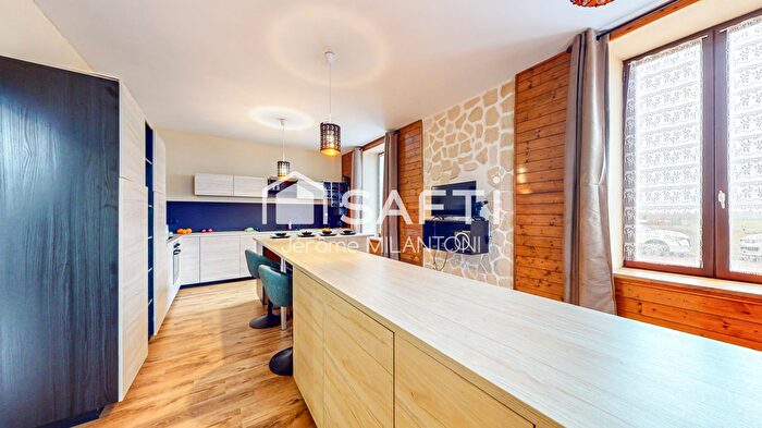 Maison 10 pièces à Pont-à-Mousson, Saint-Martin, Prémontrés, à vendre