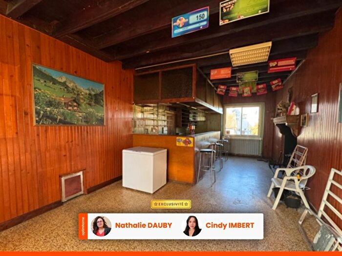 Maison à vendre - Saint-Léger-Magnazeix - 8 pièces - 5 chambres